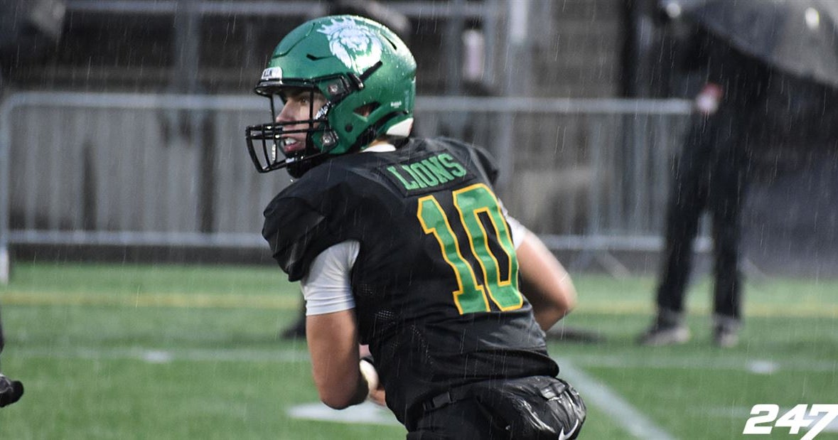 Future WSU QB Sam Leavitt uses feet to lead West Linn to Oregon 6A title
