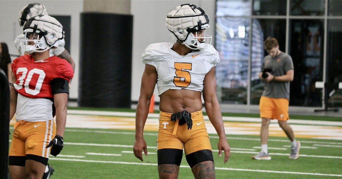 PHOTOS: Vols' Sunday morning practice