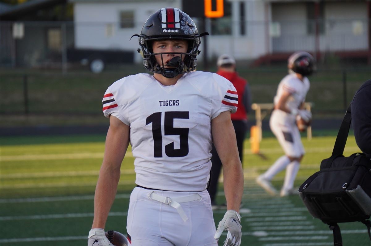 Iowa football offers Adel Desoto Minburn 2024 ATH Brevin Doll