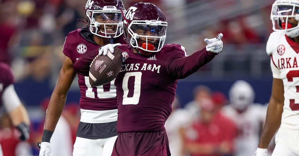 Texas A&M WR Ainias Smith on the team's new pregame entrance: 'It is ...