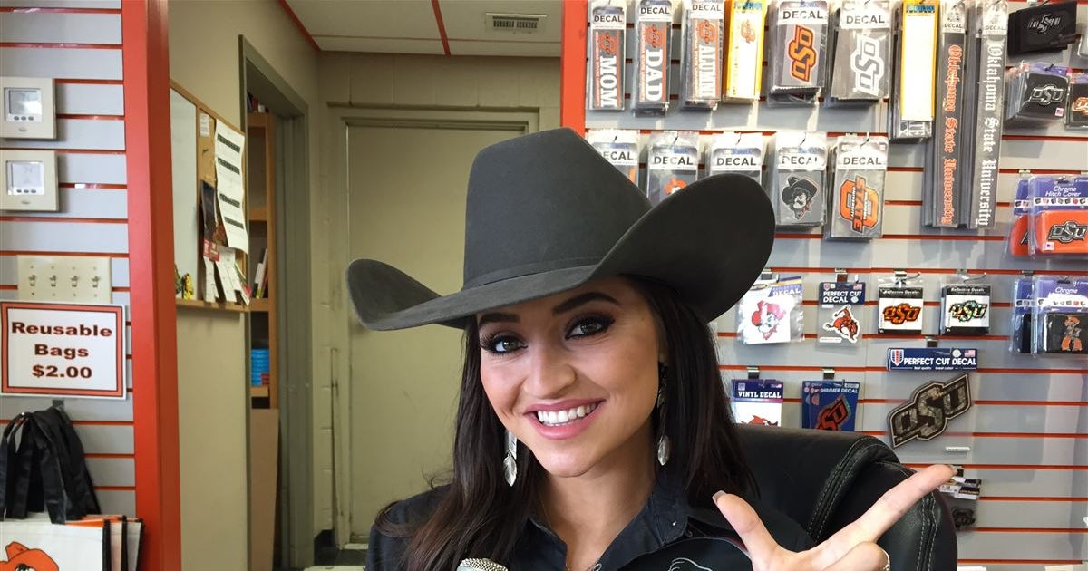 Here Comes Elise Wade!