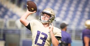 Jake Haener, Washington, Pro-Style Quarterback