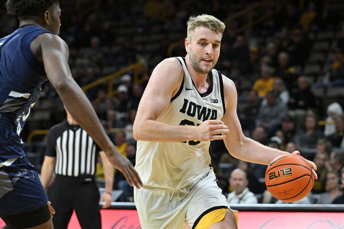 Iowa Basketball: Player Grades for the Hawkeyes through the first 10 ...