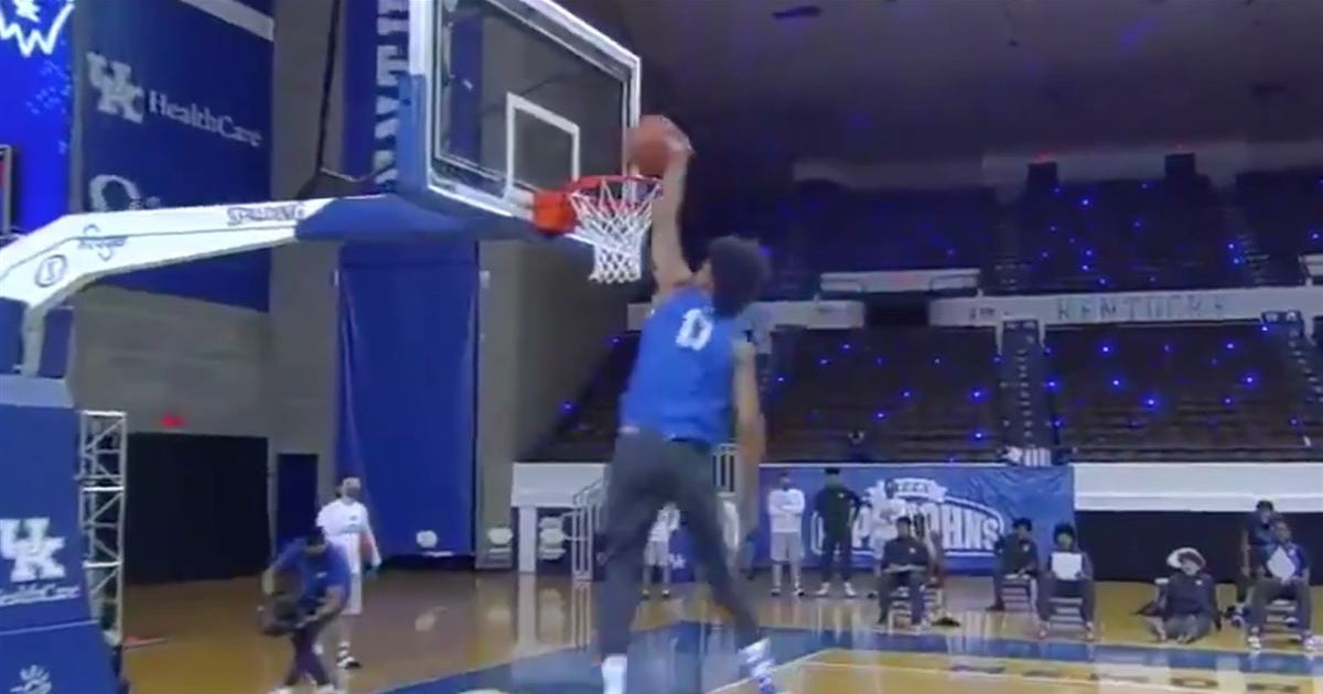 WATCH: Jacob Toppin throws down between-the-legs dunk