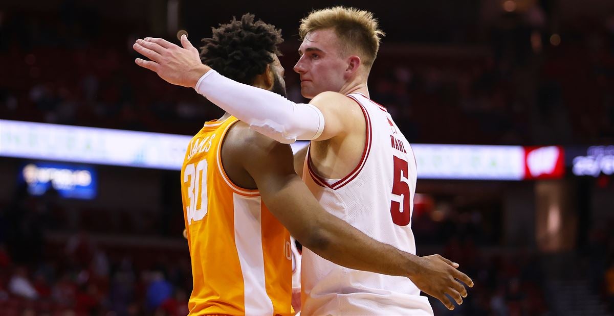 Inside the Locker Room: Tennessee