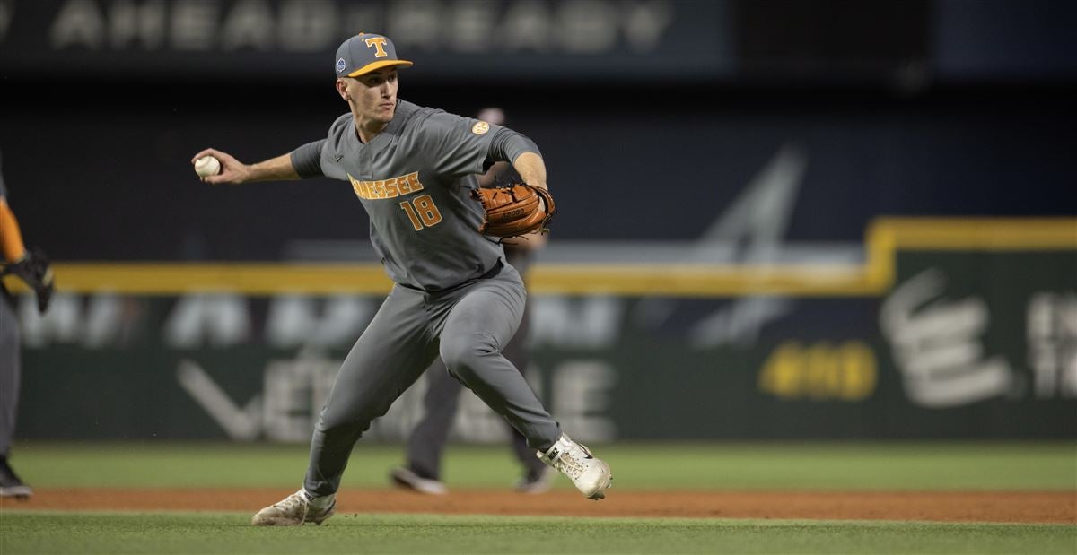 'The AJ Show' shines in Tennessee baseball's season-opening win