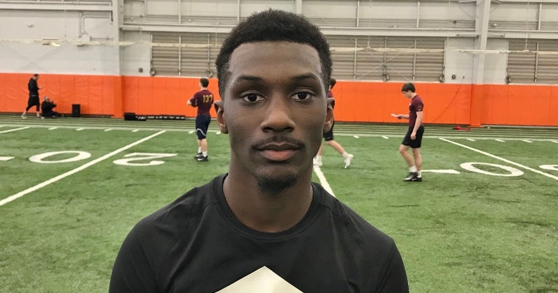Breakdown: 3-star Cincinnati WR commit Chris Scott