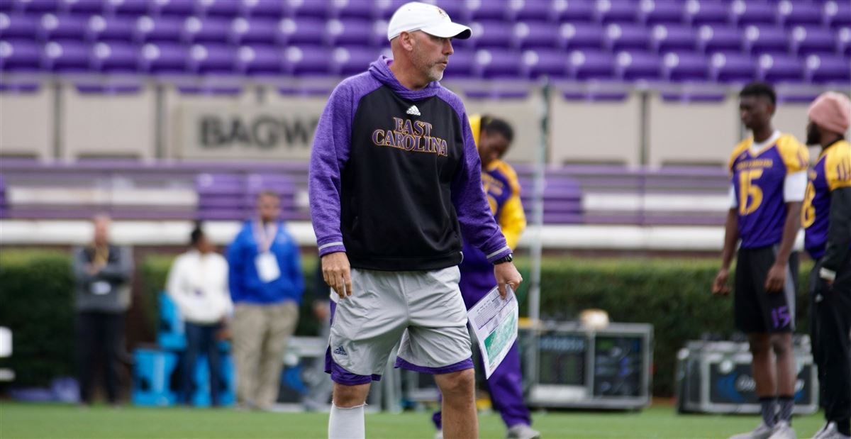 How much ECU assistant coaches made this past season