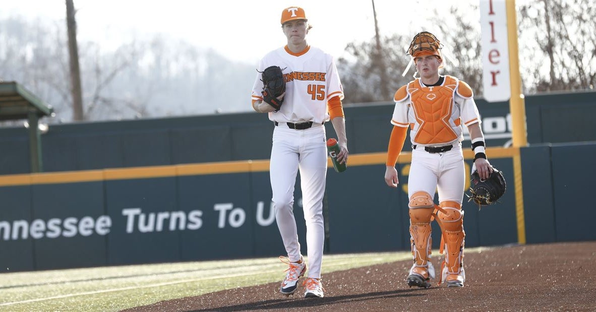 WATCH: Curley, Dallas talk No. 9 Vols' dominant win over ETSU