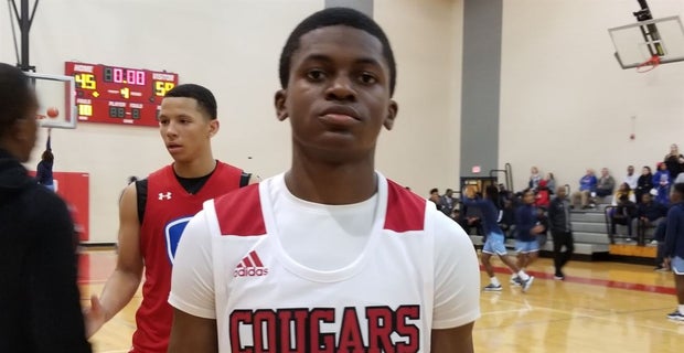 Four-star Cruz Davis continues to add interest