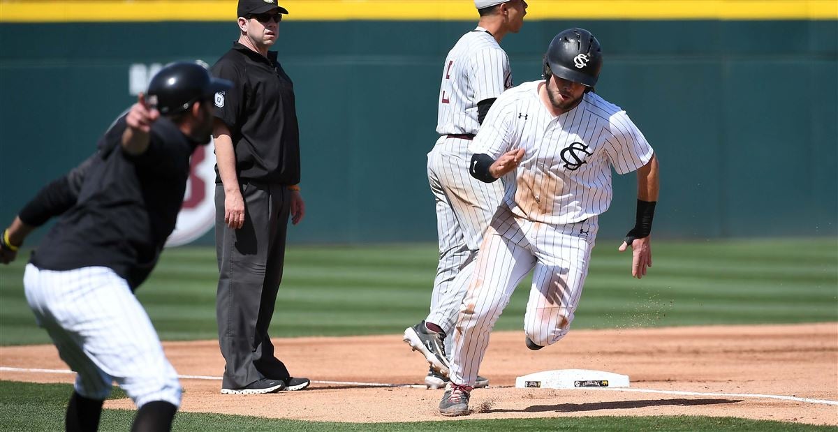Two Gamecocks named semifinalists for Dick Howser Trophy