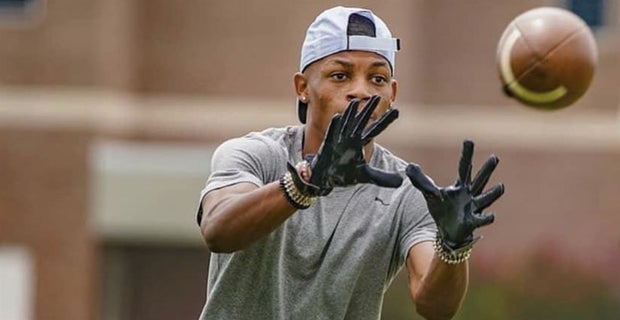 Ole Miss offers Jay Fair, the cousin of former Rebel great Greg Little