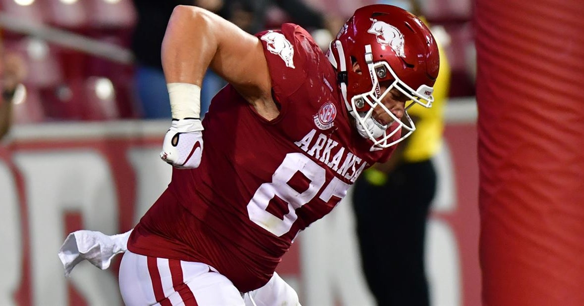 Blake Kern returning to Arkansas for second senior season