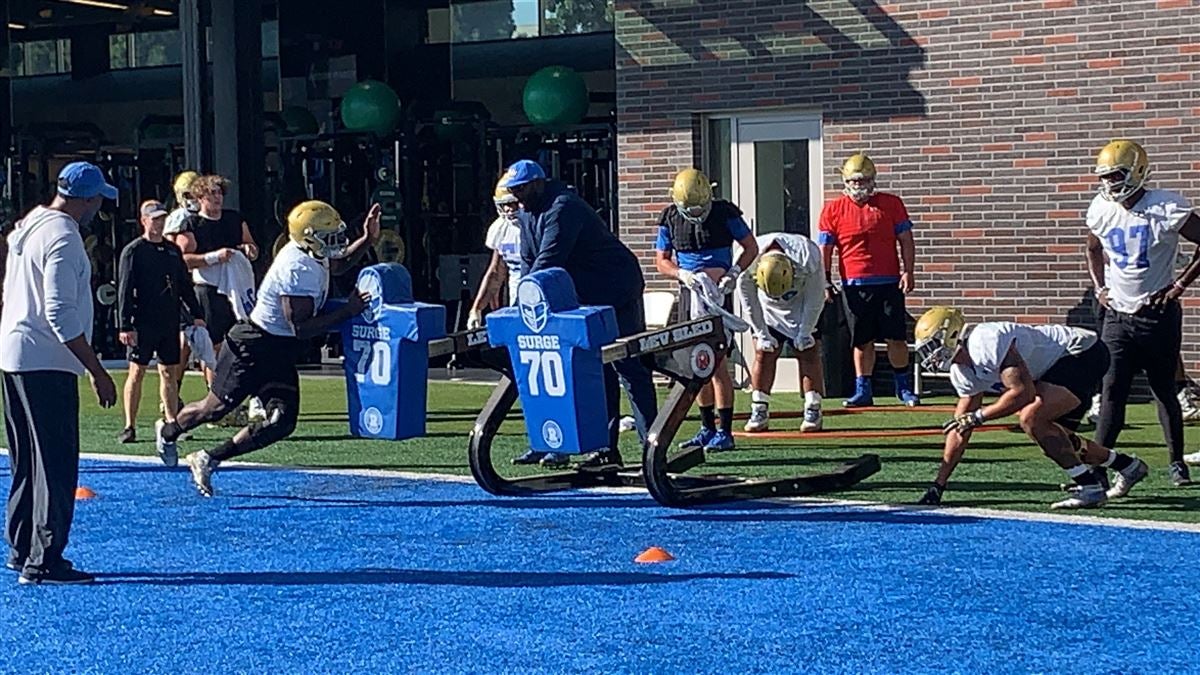 Friday Practice: A Player Absent, Defense Getting Back in Shape