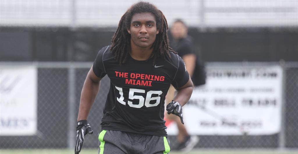 Devin Gil Profile Photos