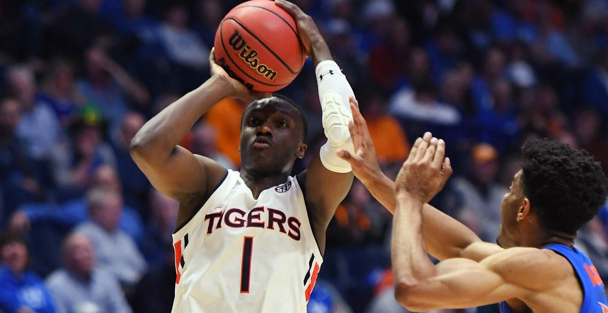 Harper Declares for NBA Draft and won't be back as a senior