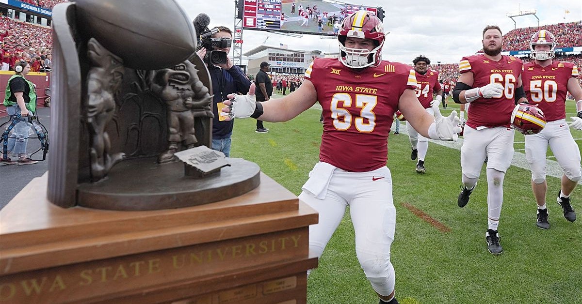 Iowa State football continues climbing in AP Top 25