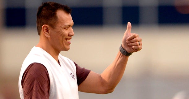 WATCH: Former Texas A&M football star Dat Nguyen talks about his ...