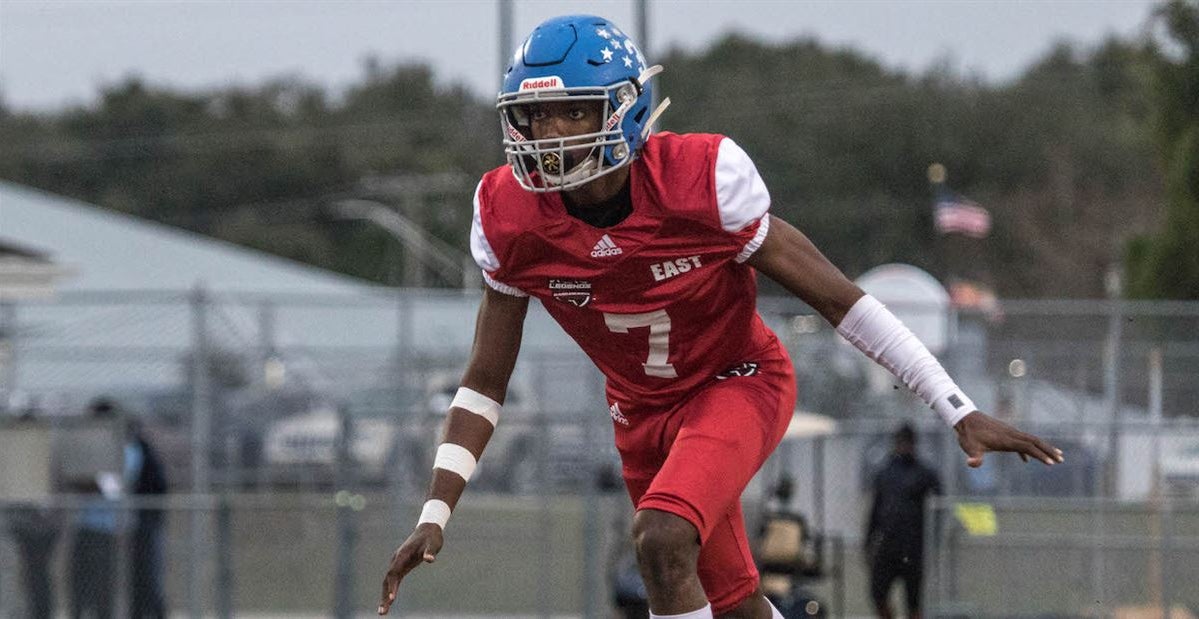 Florida DB Larry Smith commits to Indiana