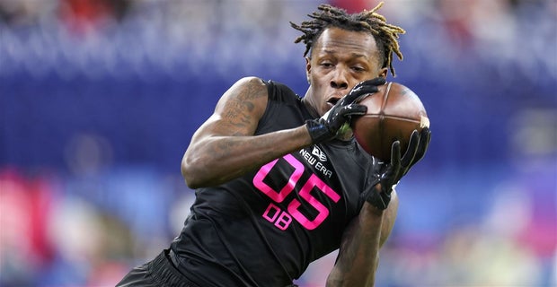 Where several KU football players sit on mock drafts a week from the ...