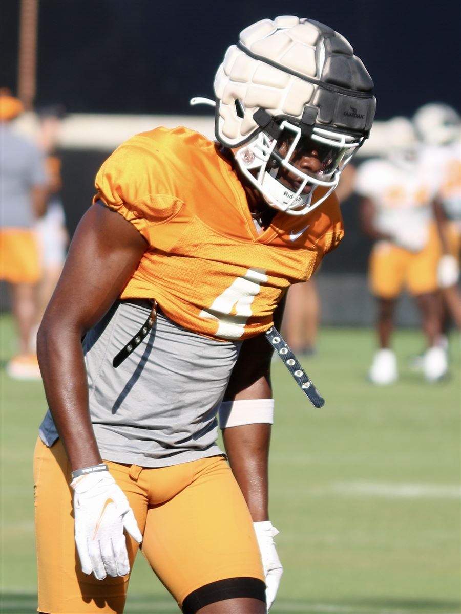 Vols starting CB to miss rest of season