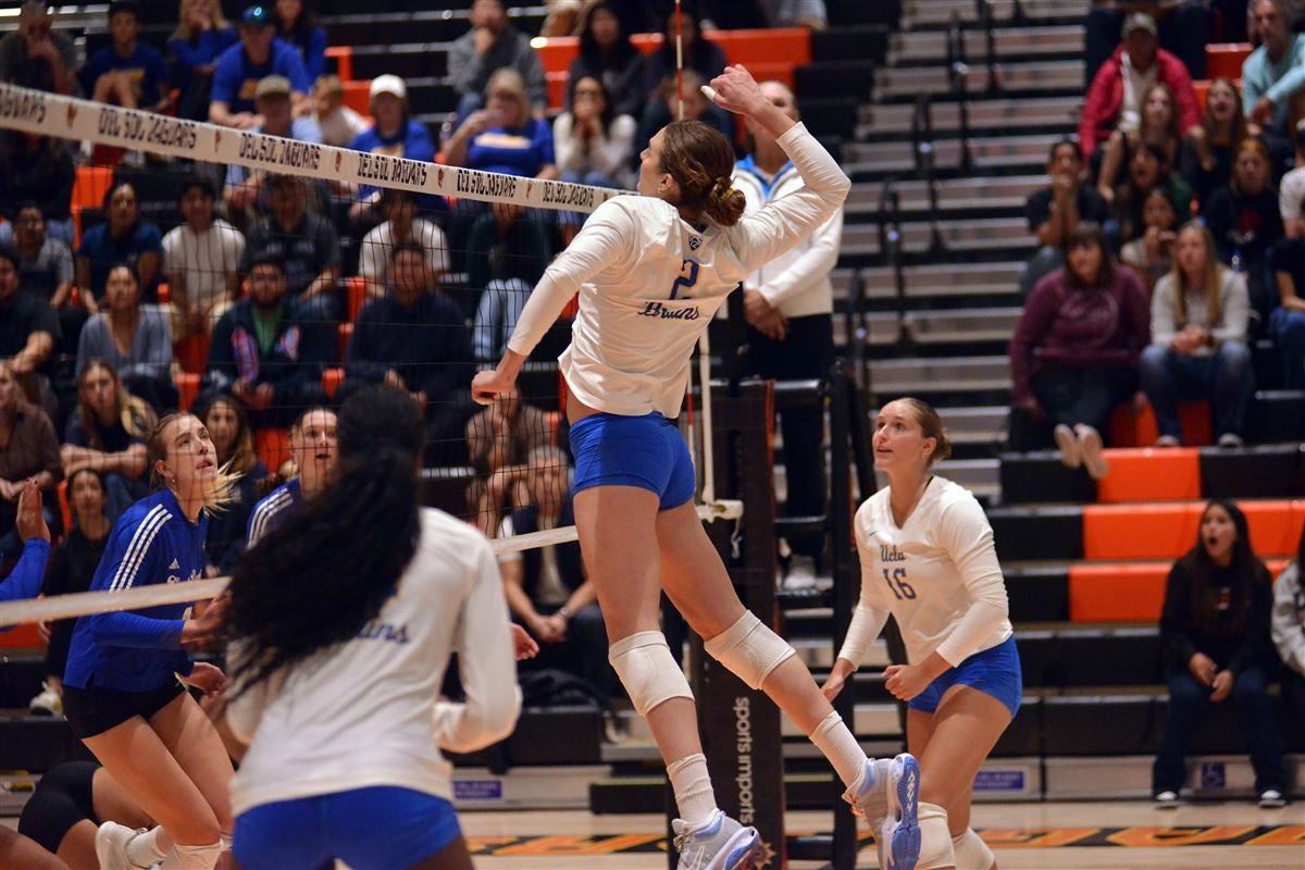 Photo Gallery - Beach Volleyball and Women's Indoor Volleyball this week