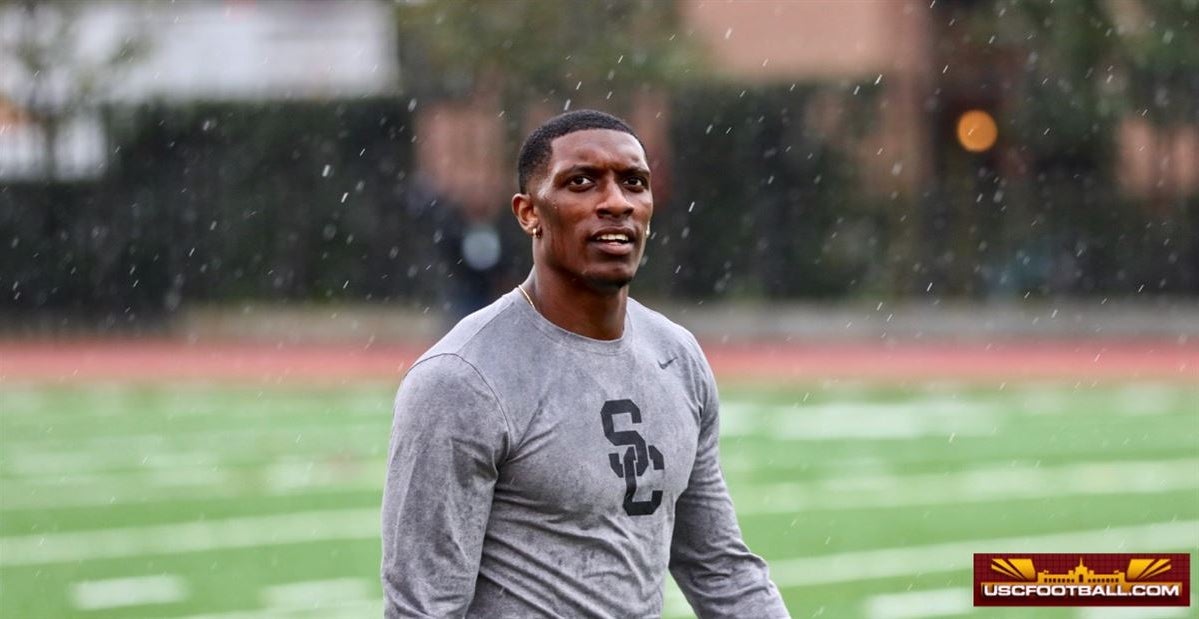 Former USC receiver Mitchell Jr. signed to Texans roster