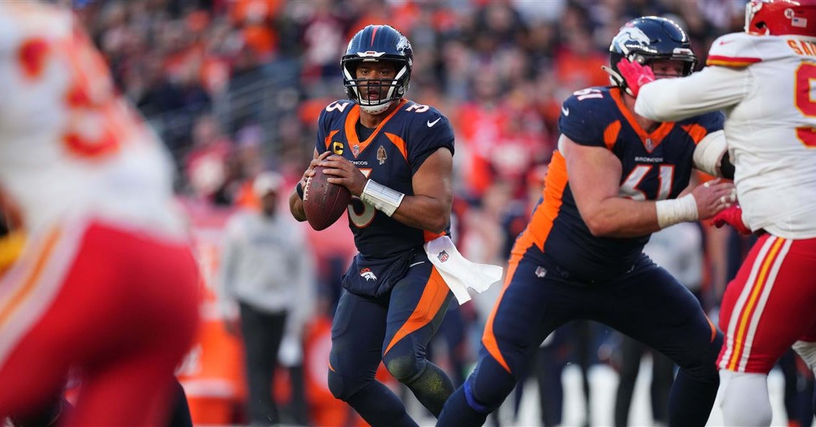 Russell Wilson refutes report that he tried to get Pete Carroll, John ...