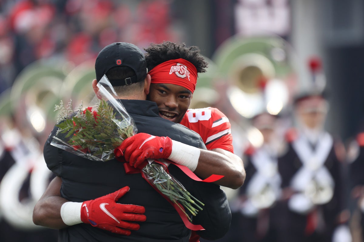 Sights and Sounds: Buckeyes celebrate seniors, then destroy Michigan ...
