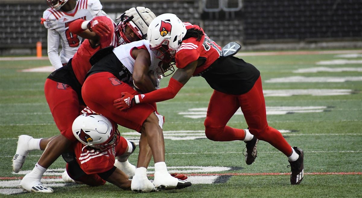 Defense forces three turnovers, wins Louisville Spring Game