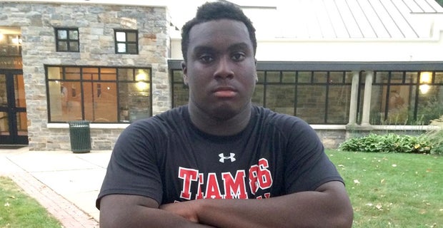 USC offers the nation's No. 9 DT