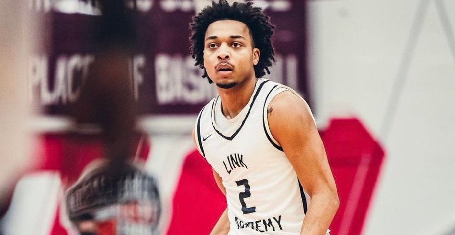 Xavier lands commitment from 2023 point guard Trey Green