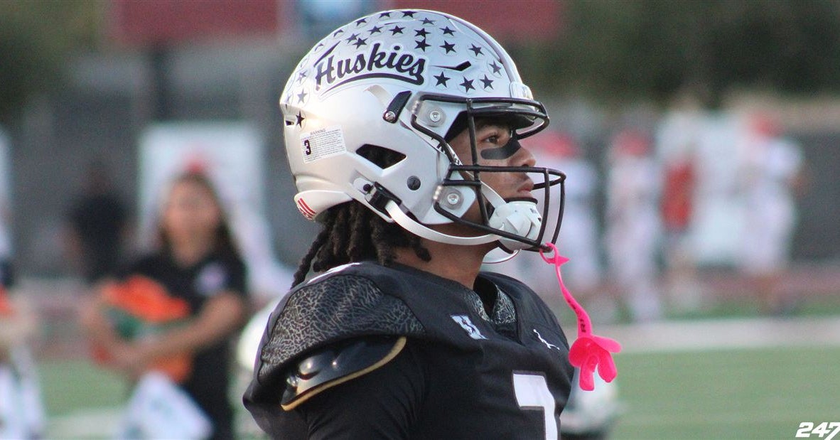 2028 WR Roye Oliver III makes impact at receiver and returner in big win