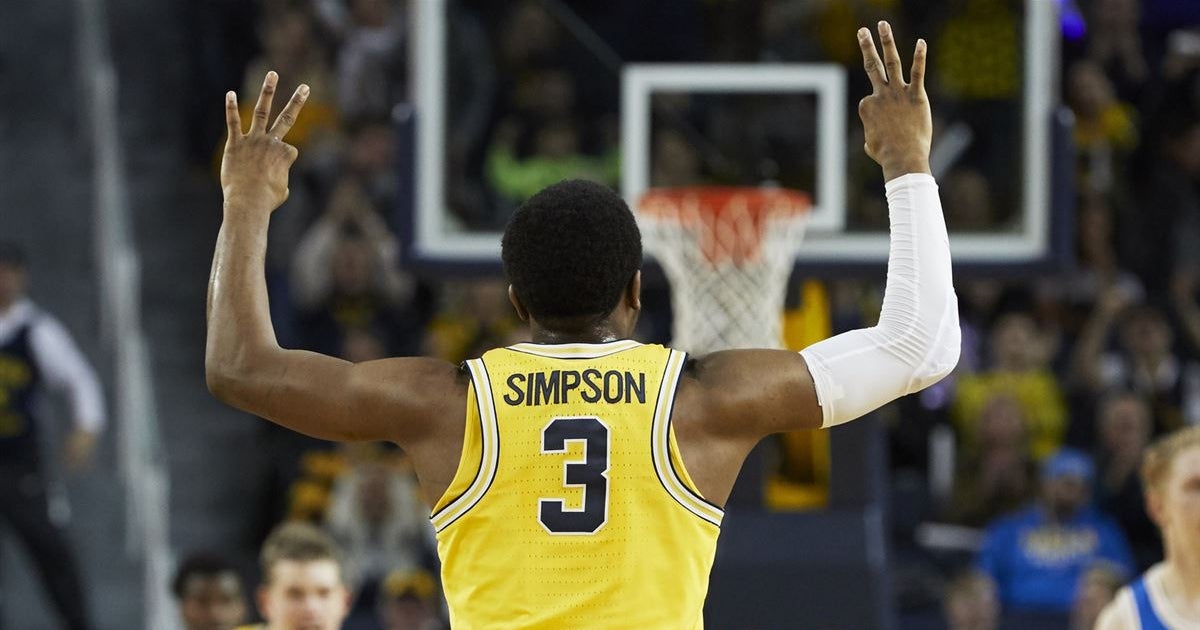 Zavier Simpson embraces his role on defense for Michigan