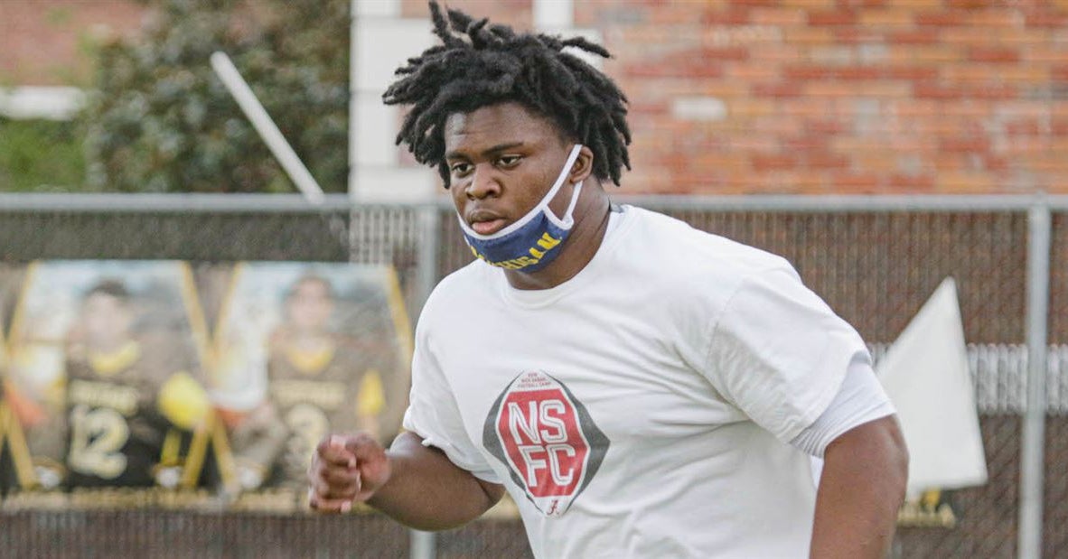 DL Richard Thomas names 'final five' schools