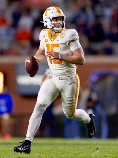 Harrison Bailey to start at QB for Vols against Florida