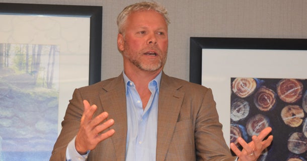 Watch: Bobby Hoying recognized by Agonis Club