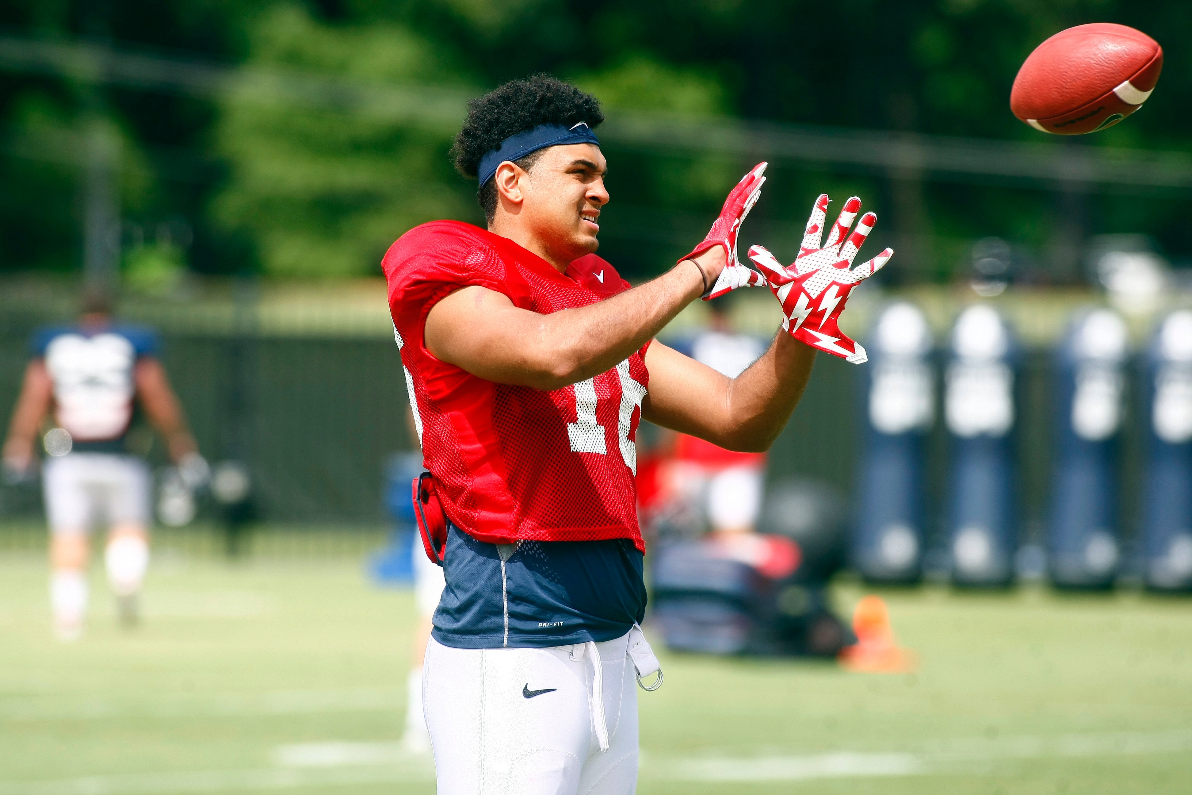 Photos: Ole Miss Puts On Pads