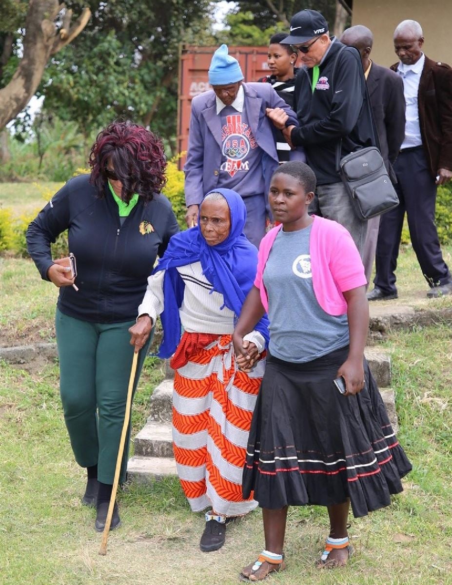 Archive of April 2/ MarquetteHoops.com Basketball Show/ Guest Bo Ellis