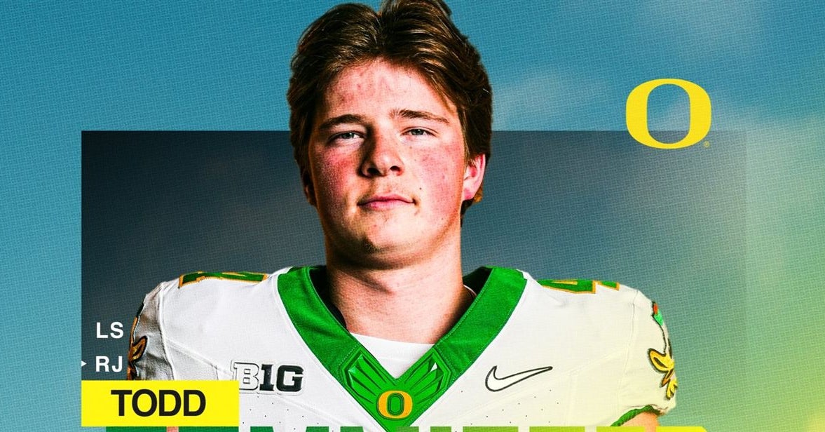 Oregon completes special teams transfer trifecta with long snapper RJ ...