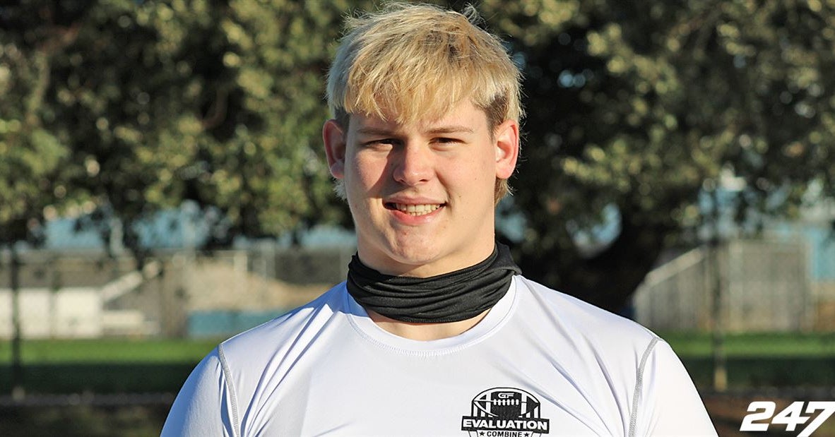 UCLA Offers Sacramento OL Garrison Blank