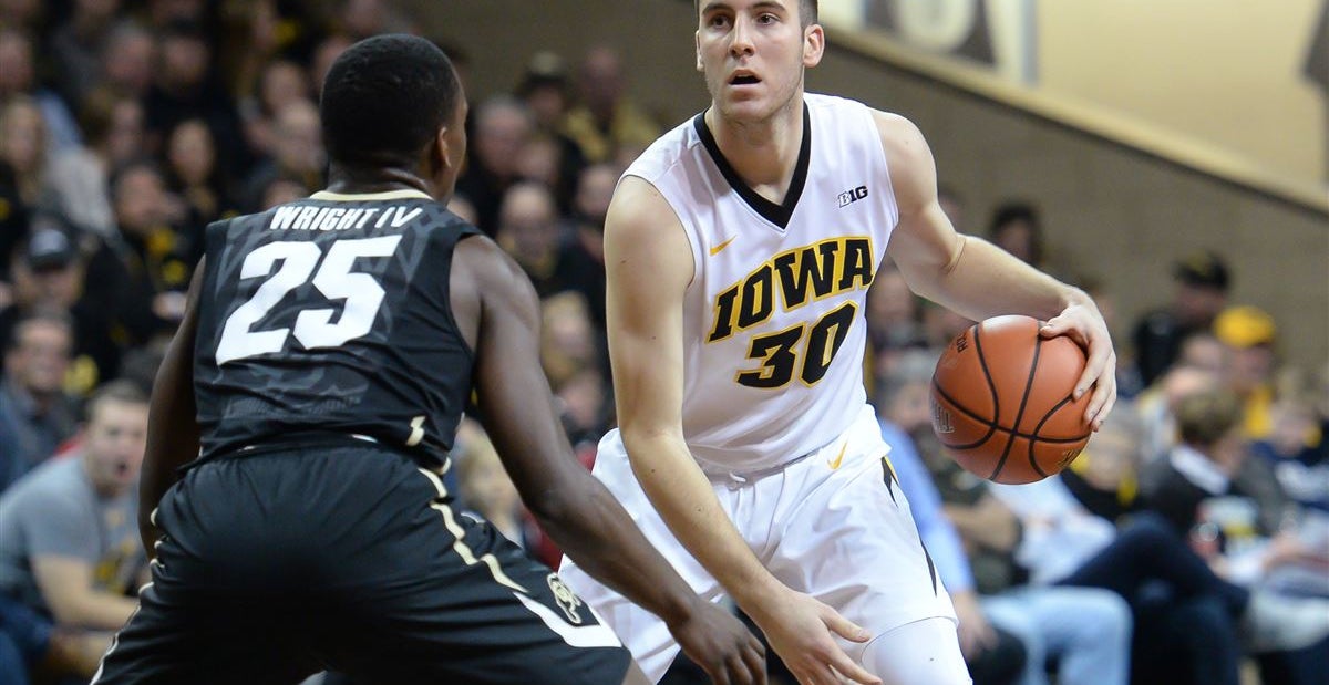Healthy Connor McCaffery Brings A Lot to Iowa Hoops