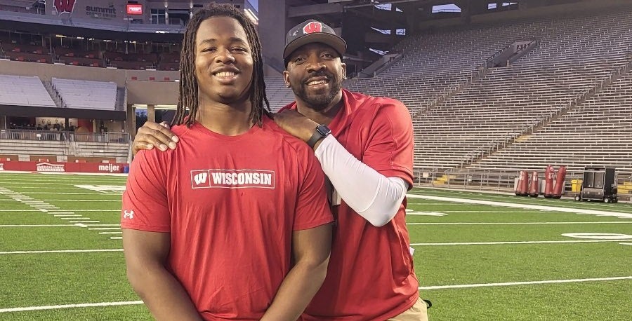 Scheme and coaches at Wisconsin standing out to Top100 DL Maxwell Roy