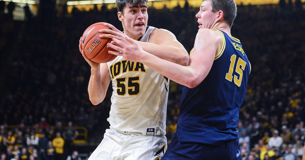 A father-son conversation shapes Luka Garza's freshman season
