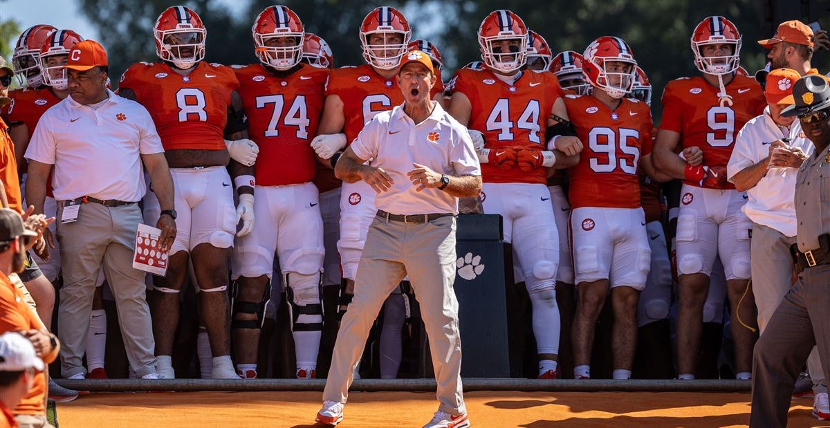 College football realignment tracker: Memphis, Tulane commit to AAC ...