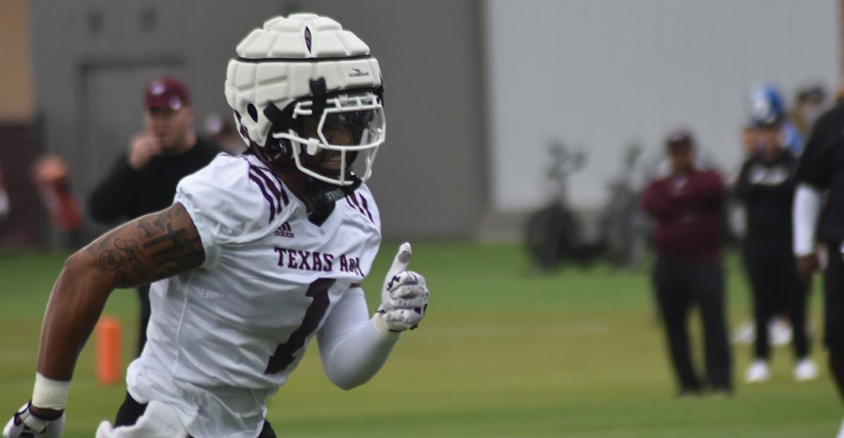 Texas A&M’s Bryce Anderson setting an example at safety in spring ball ...