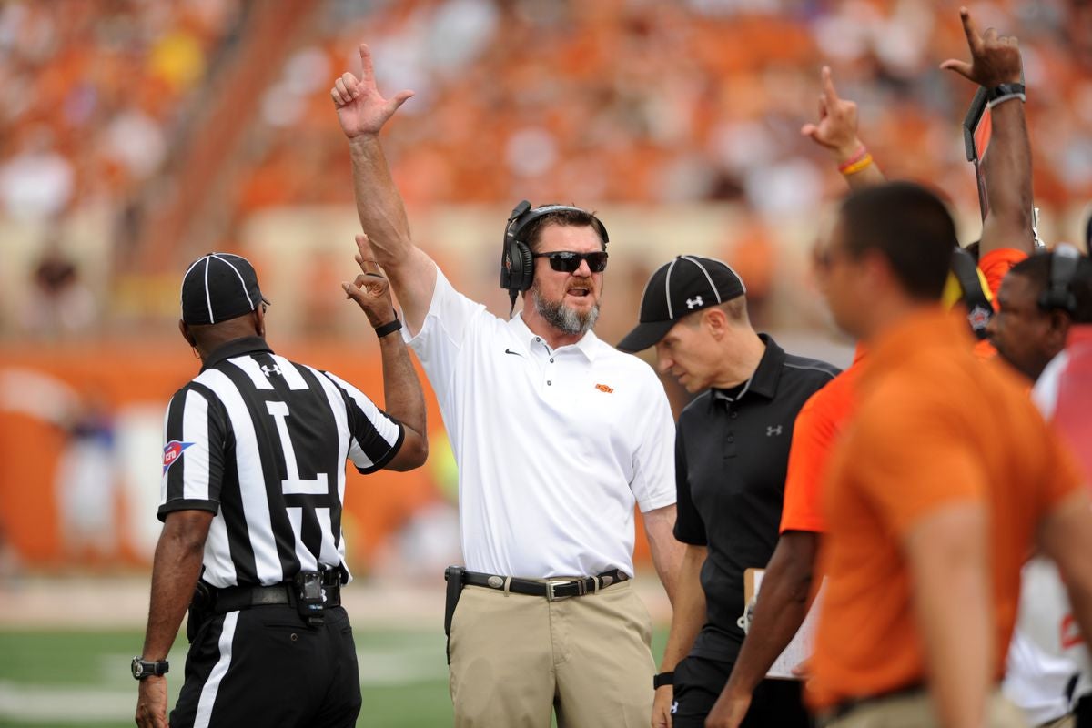 Clements Talks About Coaching Changes, Both Defense and D-Line