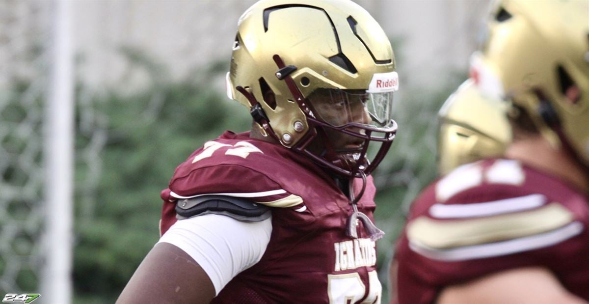 Four-star DT Justin Scott has three schools he would like to visit