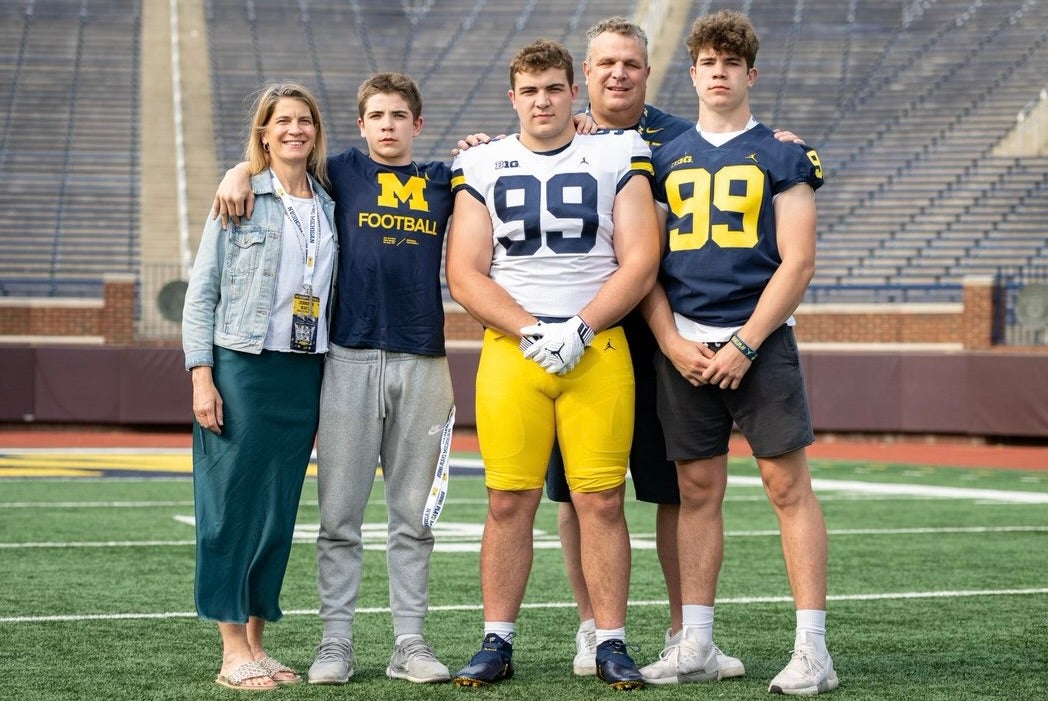 247Sports’ No. 6 EDGE Luke Wafle talks big bro signing with U-M, his ...