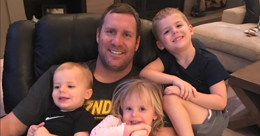 Ben Jr. chants James Conner's name during catch with Dad